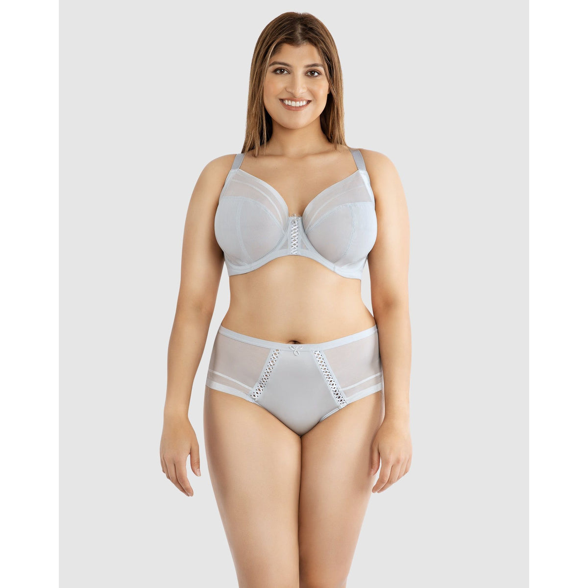 Shea Supportive Full Bust Plunge Bra | Style Gallery